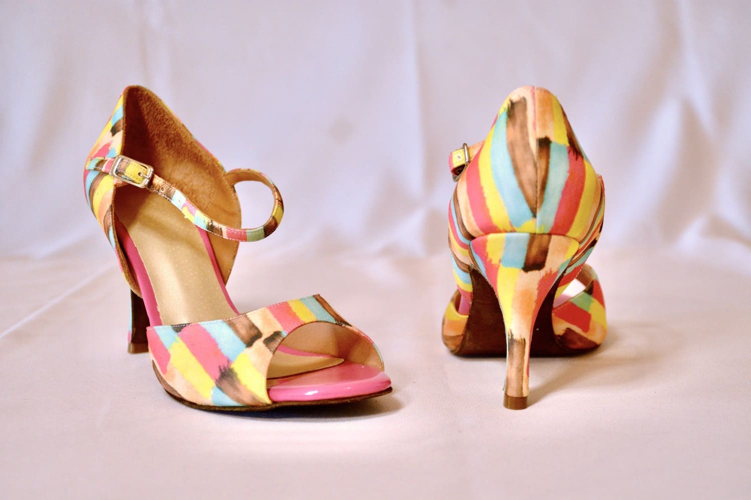 About us | Rosana Shoes
